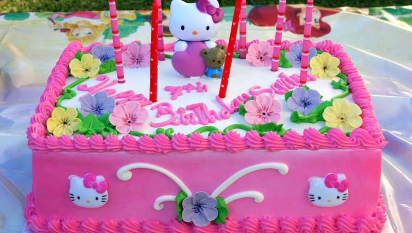 Buon Compleanno Torta Hello Kitty Red Velvet Bakery 🎀 Hello Kitty